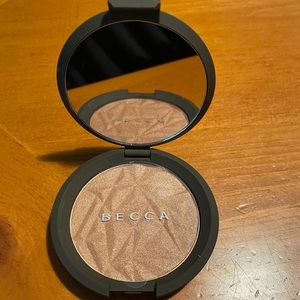 BECCA | Makeup | Becca Shimmering Skin Perfector Pressed Powder | Poshmark